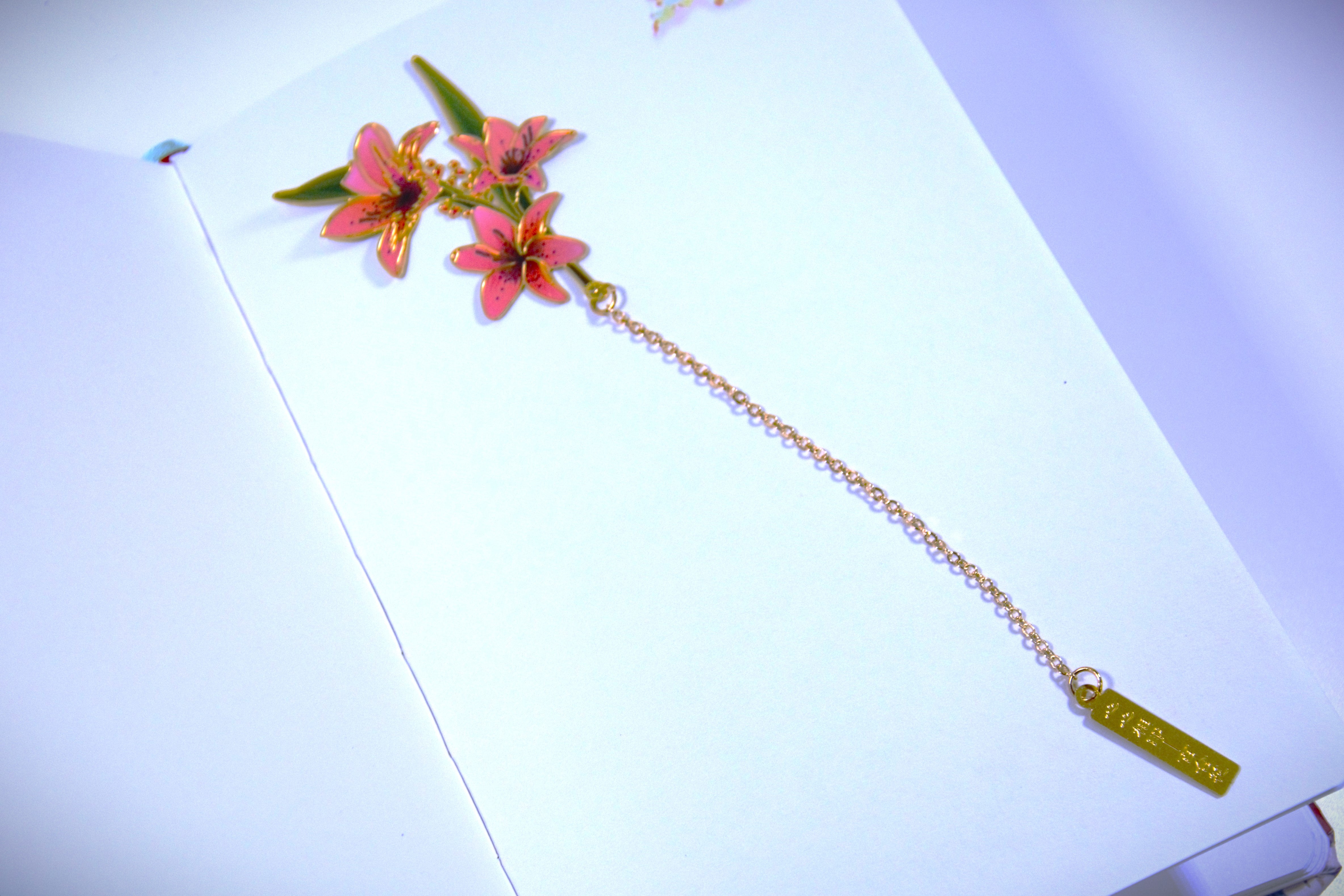 Lily ReBirth Blossom | Golden Bookmark